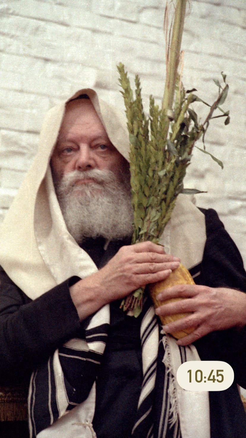 Tishrei in the Moment